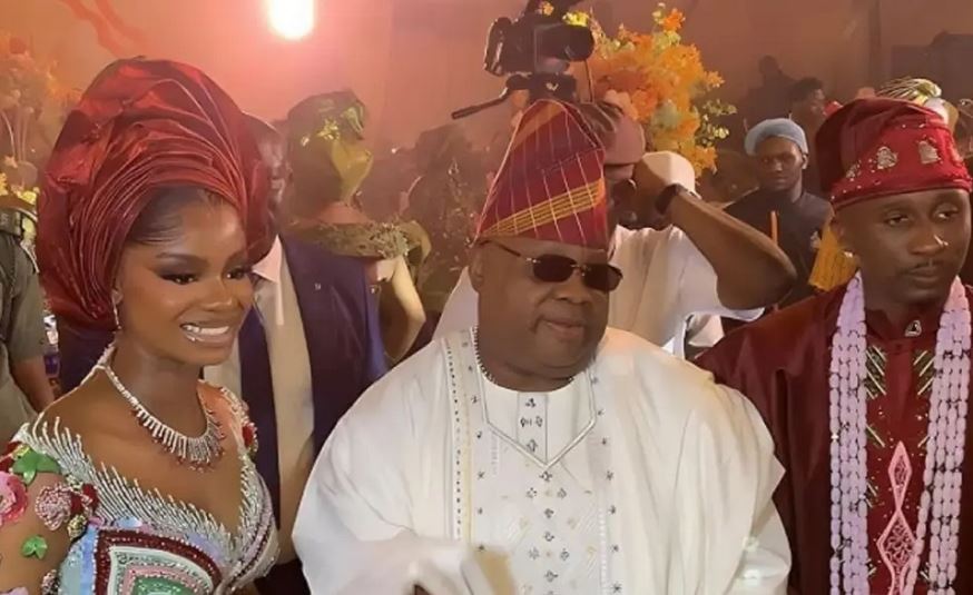 Davido Asked Him To Sing – Reactions Trail Gov Adeleke’S Performance At Priscilla’s Wedding (Video)